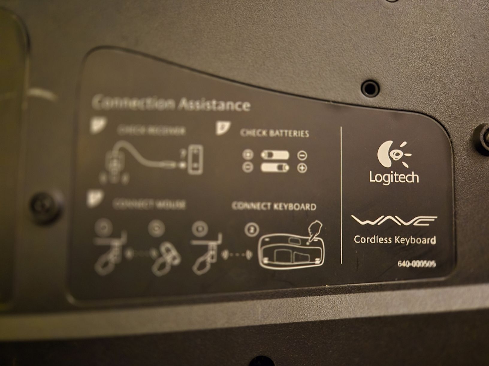 Logitech Wave Cordless Keyboard, Y-RCP140, Top Zustand (Gebraucht) in ...