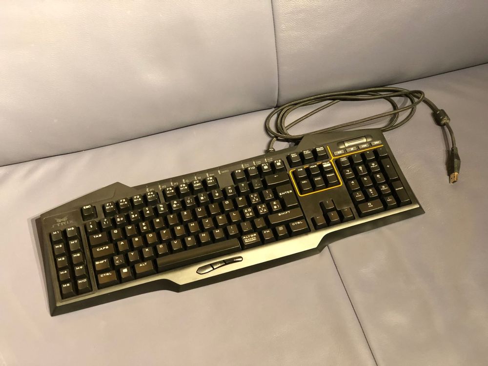 ASUS STRIX TACTIC PRO / MX-Black (Gebraucht) in Thun für CHF 35 – mit Lieferung auf Ricardo kaufen