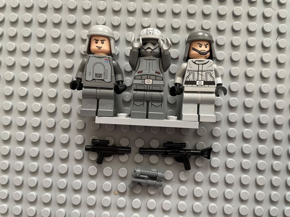 Lego Star Wars Minifiguren AT-ST Driver | Kaufen auf Ricardo