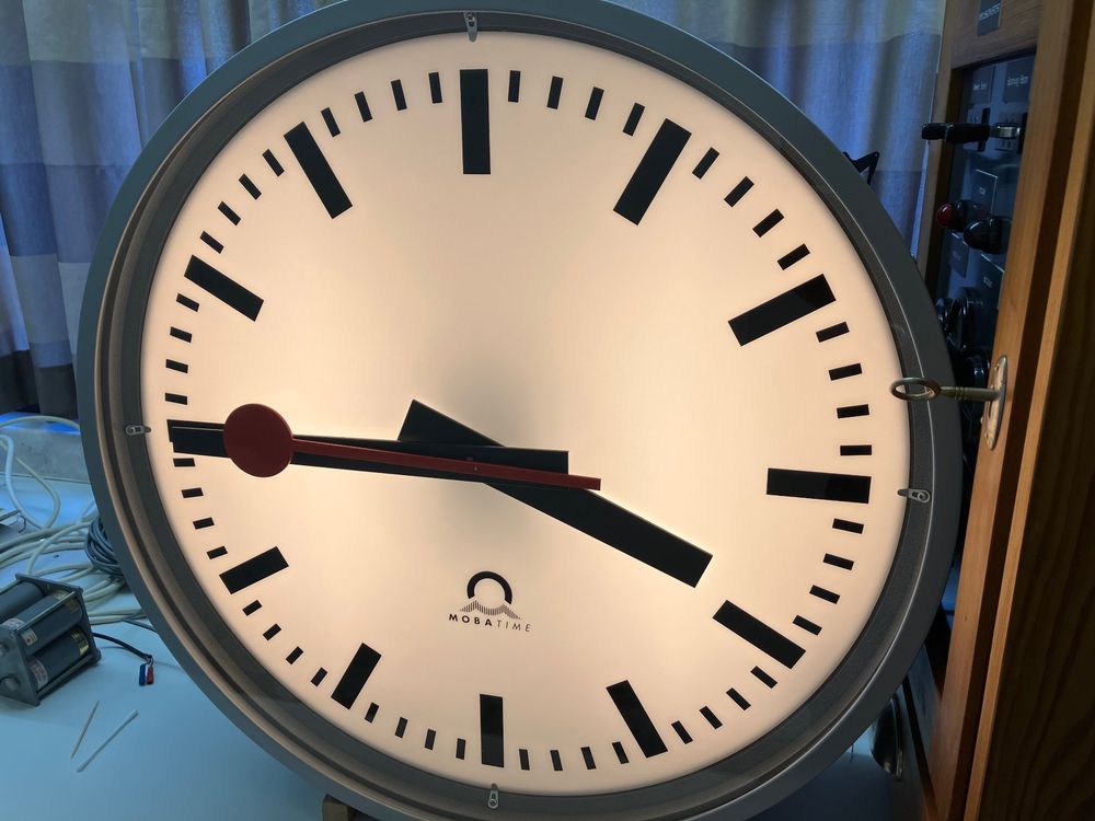 Uhr Orginal SBB Bahnhofsuhr, Mobatime SBB Uhr (Gebraucht) in Luzern für ...