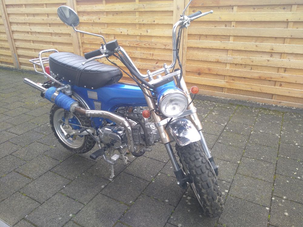 Monkey 125 SkyTeam | Kaufen auf Ricardo