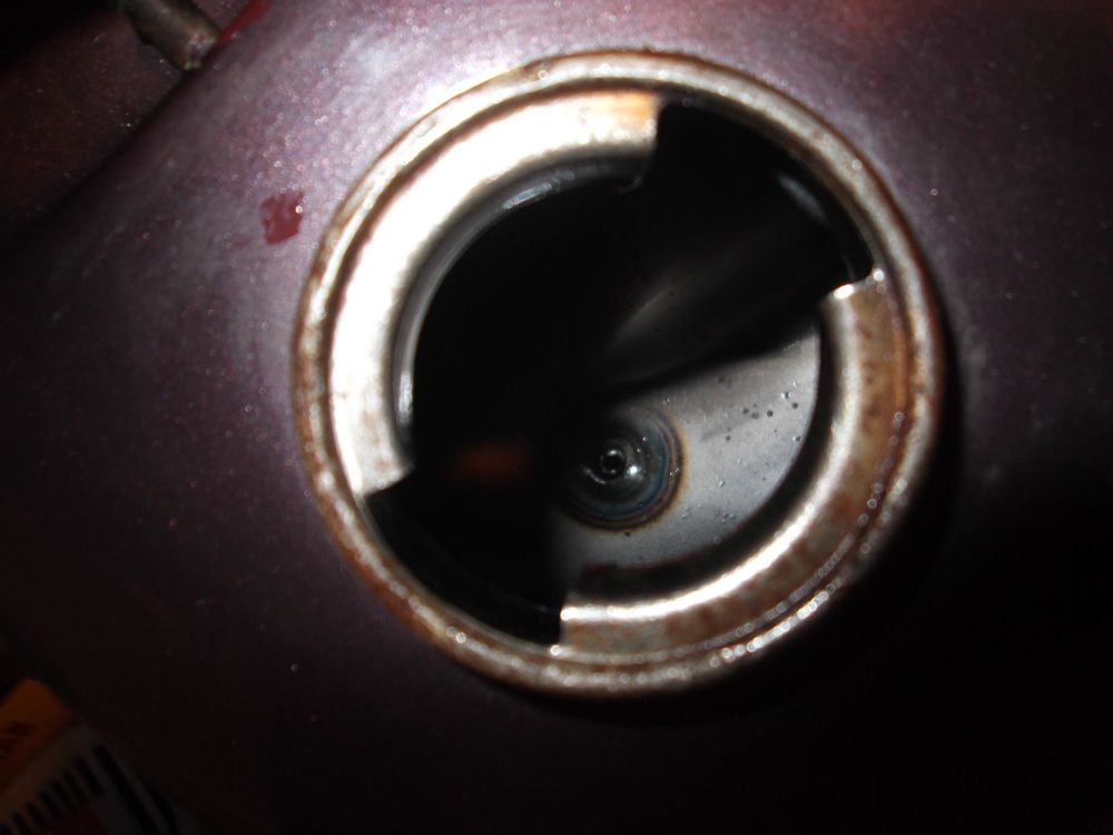 Harley-Davidson Big Bob Tank (Gebraucht) in Gümligen für CHF 250 – mit ...