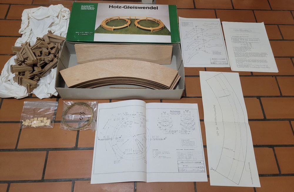 Holz Gleiswendel H0 Bausatz (Modellbau Laggies) (Gebraucht) in ...