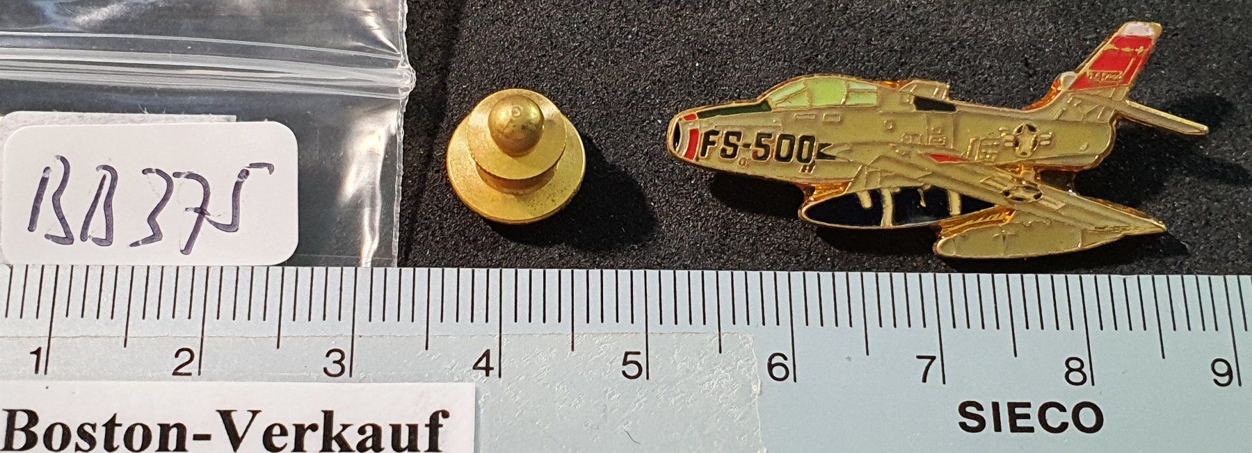 BB375 - Pin Militär Armee Army Air Force Jet Flugzeug FS-500 (Gebraucht ...
