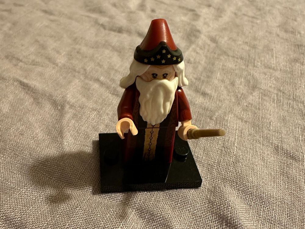 LEGO Dumbledore Harry Potter Minifigur (Gebraucht) in für CHF 4.9 – mit ...