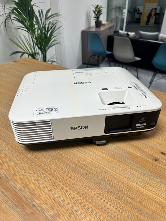 Beamer - Epson EB-1980WU (D'occasion) à Lausanne pour CHF 450 – avec ...