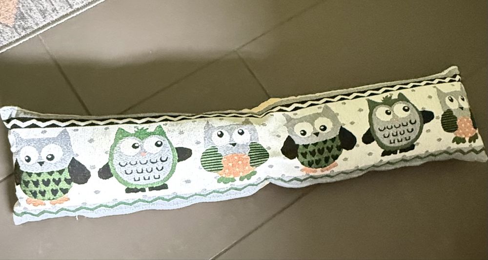 Eulen Kissen,86cm lang. (Gebraucht) in Zürich für CHF 12 – mit ...