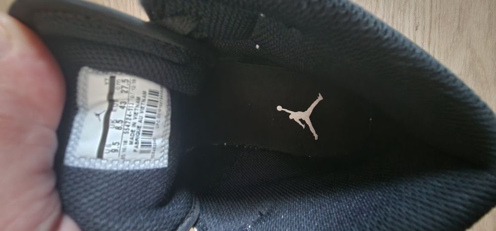 Nike Jordan 43 (Gebraucht) in Schwerzenbach für CHF 130 – nur Abholung ...
