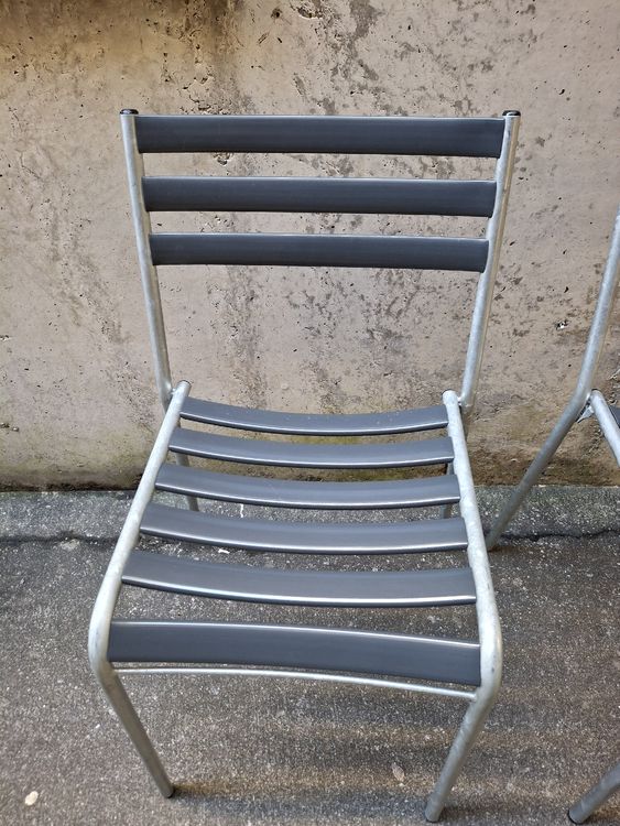 2 stabile Stühle für Garten, Balkon oder Terrasse (Gebraucht) in ...