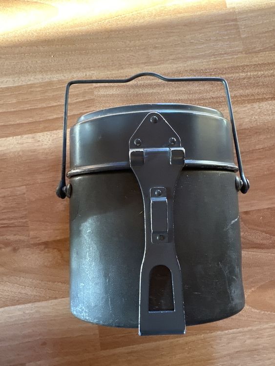 Militär Gamelle Essgeschirr Schweizer Armee #1 (Gebraucht) in St. Gallen für CHF 14 – mit ...