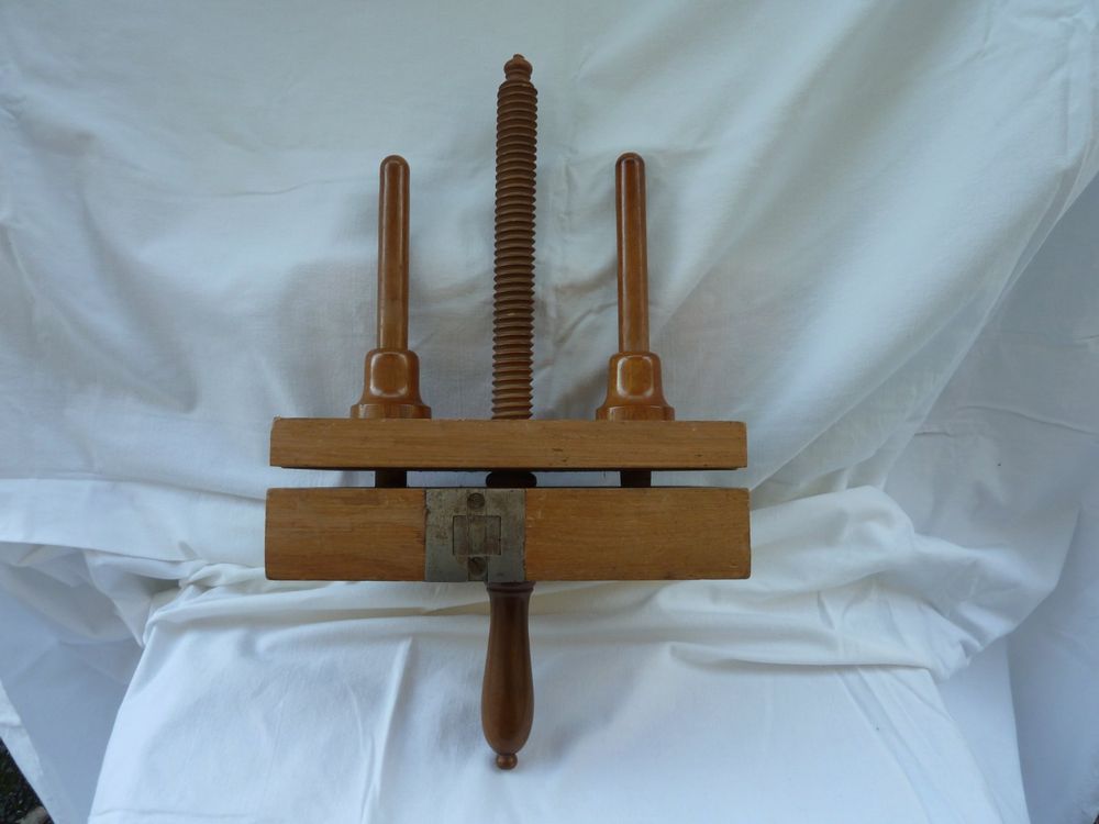 Outil pour reliure - Fût à rogner - Vintage (Gebraucht) in Petit-Lancy ...