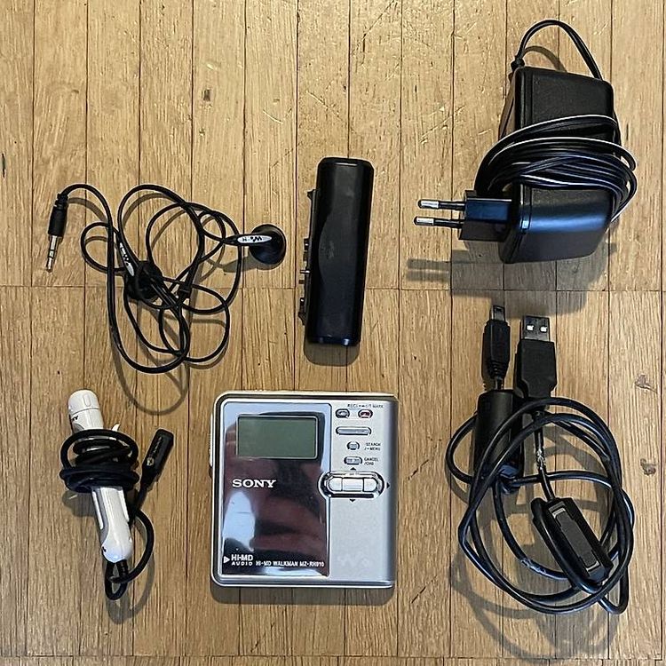 Sony Walkman MZ-RH910 (Gebraucht) in Zofingen für CHF 150 – mit ...