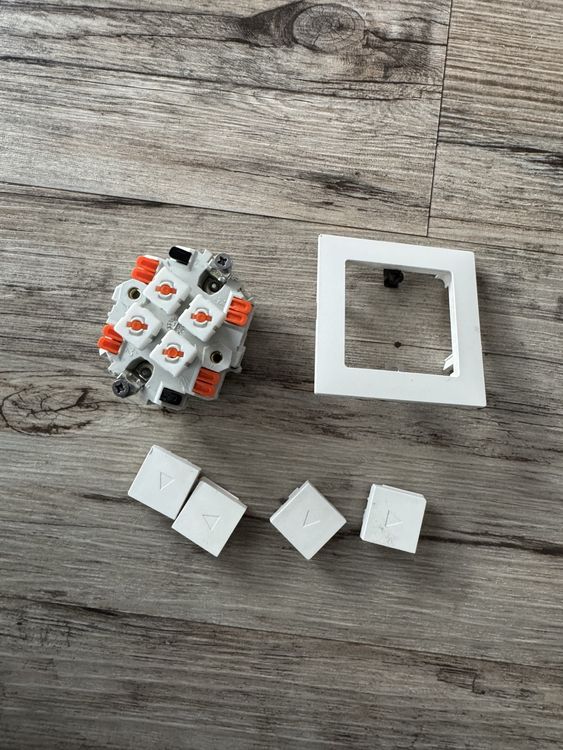 Feller Storenschalter (Gebraucht) in Siebnen für CHF 27 – mit Lieferung auf Ricardo kaufen