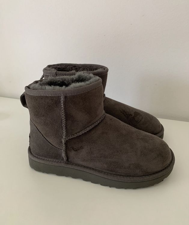 Ugg Boots Mini Grau Gr. 37 Winter Warm Top Zustand! (Neu (gemäss ...