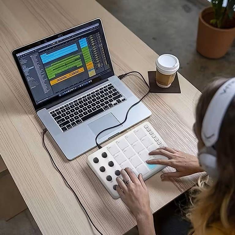 M-VAVE FF Bonfires MIDI-Controller (Gebraucht) in Siebnen für CHF 80 ...