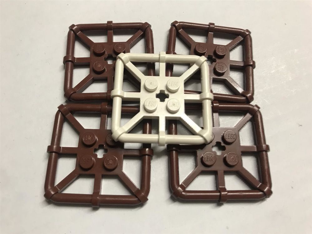 LEGO 5x Gitterplatte 5x5 (30094) (Gebraucht) in Müntschemier für CHF 2. ...