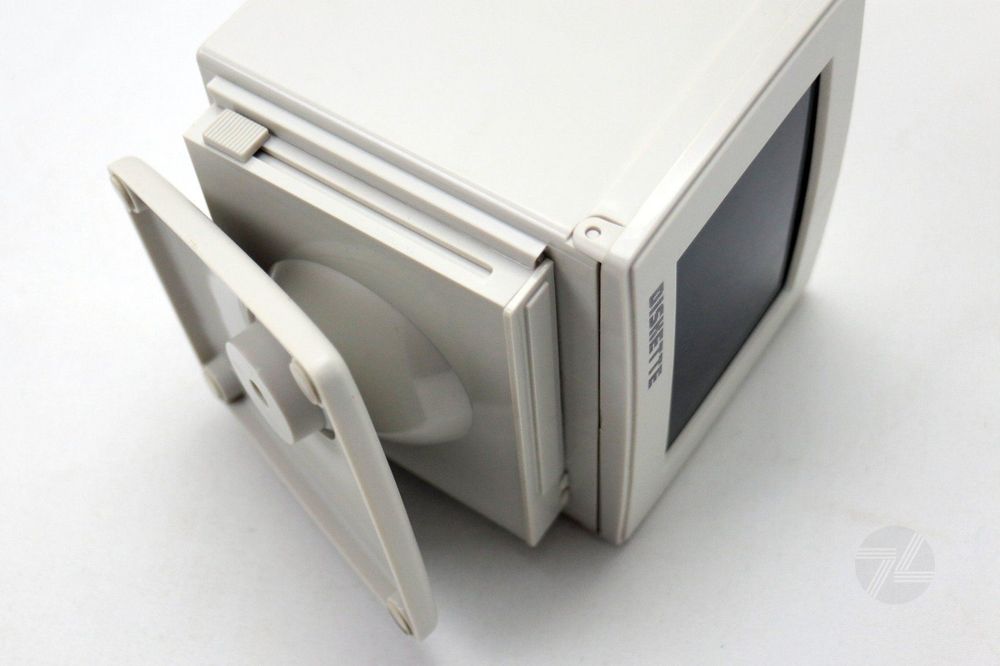 Mini CRT Screen PC Floppy Disk Holder (Gebraucht) in Wetzikon ZH für ...