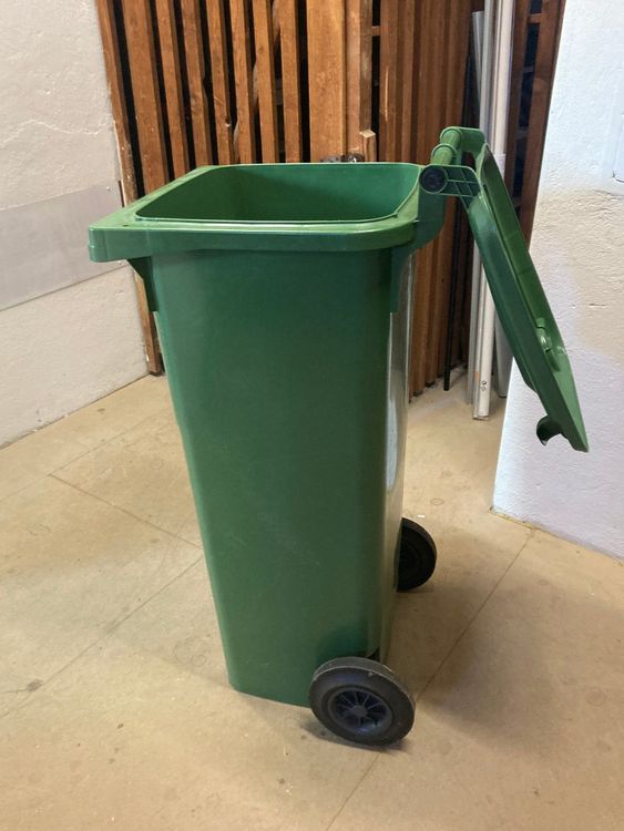 Grüncontainer 140L (Gebraucht) in Rapperswil SG für CHF 25 – nur ...