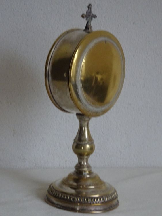 alte Monstranz Messing Reisemonstranz Hostienbehälter (Gebraucht) in Siebnen für CHF 55 – mit ...