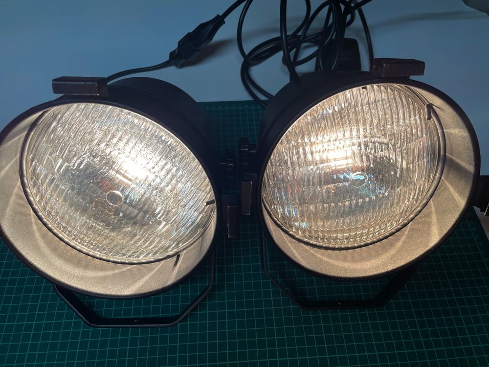 EUROLITE Projecteur PAR 56 court 300 W -Lot de 2 projecteurs (D ...