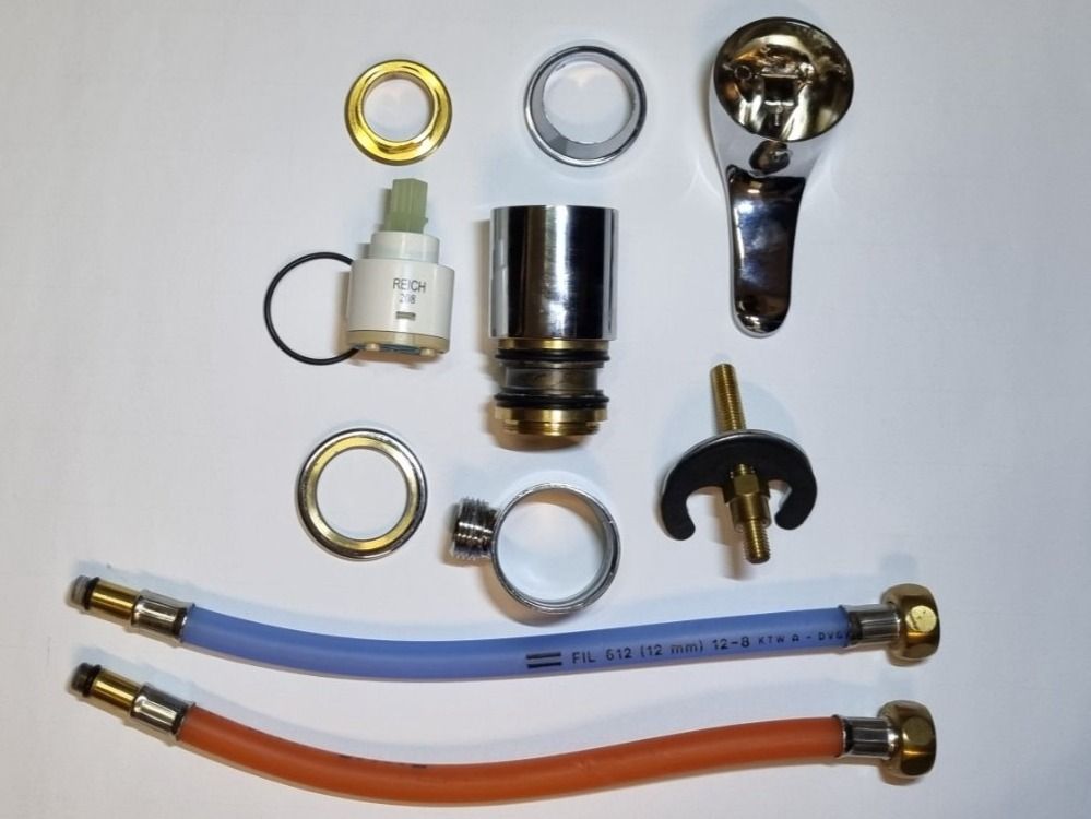 Reich Charisma Einhebelmischer Auftisch (Gebraucht) in Root für CHF 59 ...