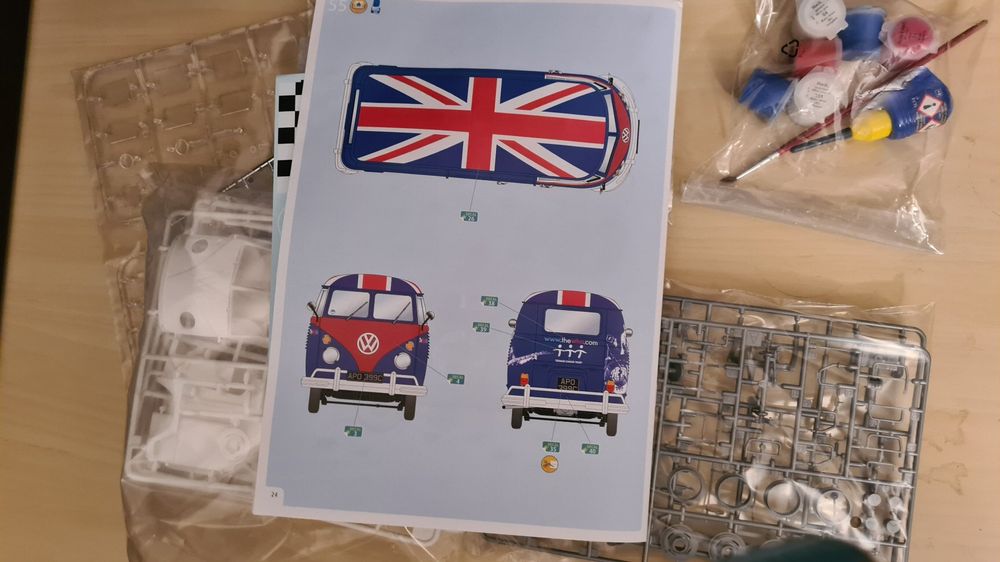 1:24 Volkswagem T1 Bus The Who + Farben Kleber Revell 05672 | Kaufen ...