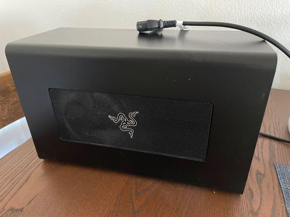 Razer Core X (eGPU case) | Kaufen auf Ricardo