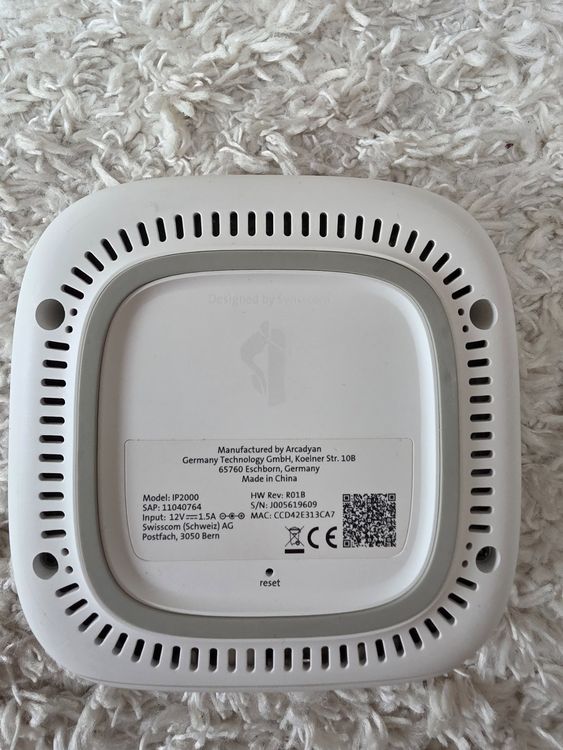 Swisscom Internet-Box 2 IP2000 mit IR Sensor (Gebraucht) in Schüpfheim für CHF 15 – mit ...