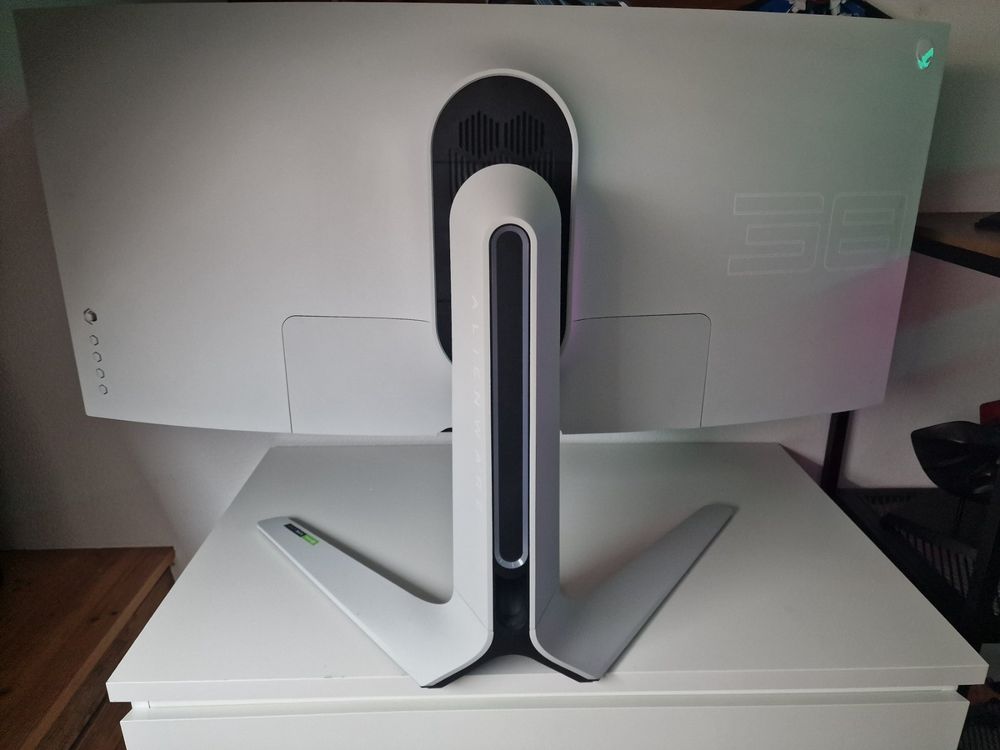 Alienware 38 Curved Gaming Monitor (AW3821DW) + Dell MSA20 | Acheter ...