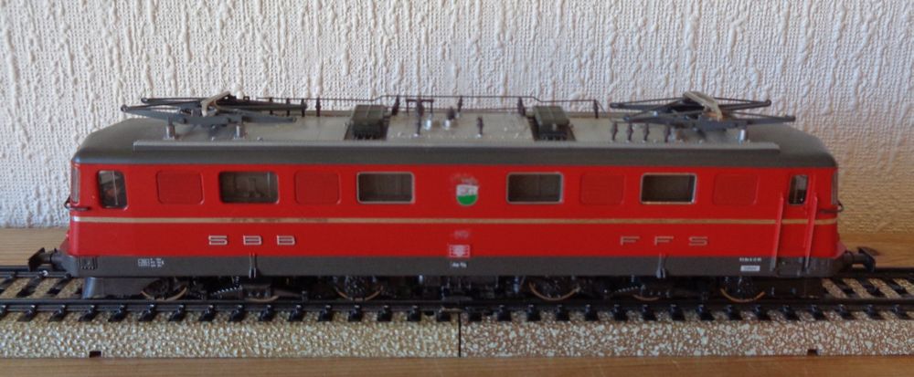 Roco Ae 6/6 der SBB, rot, Wappen VD, H0, WS, analog | Acheter sur Ricardo