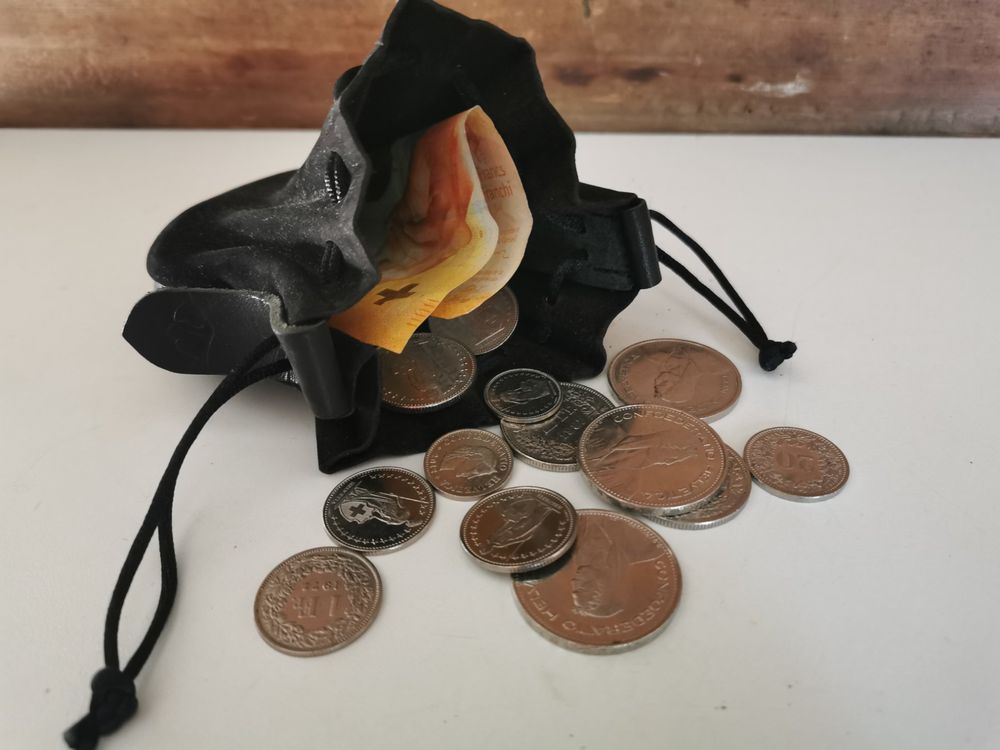 Geld oder Tabak Beutel aus Leder (Neu (gemäss Beschreibung)) in Sevelen ...