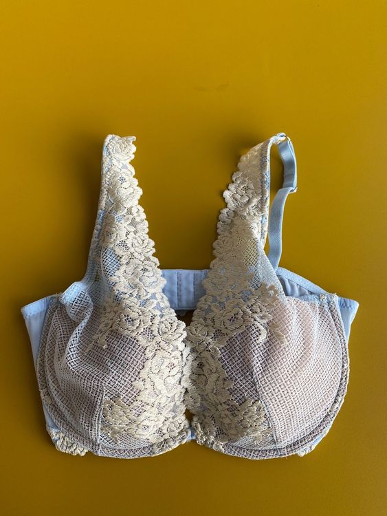 INTIMISSIMI hellblauer Bra mit Spitze Gr. 75-80 C | Kaufen auf Ricardo