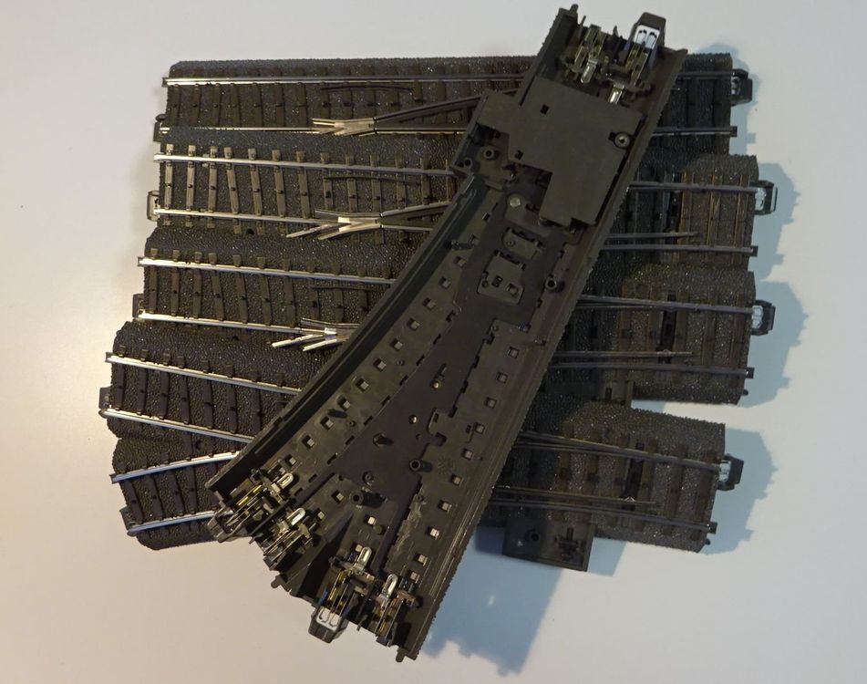 Märklin 24611 C-Gleis Weiche links (5er Set) | Acheter sur Ricardo