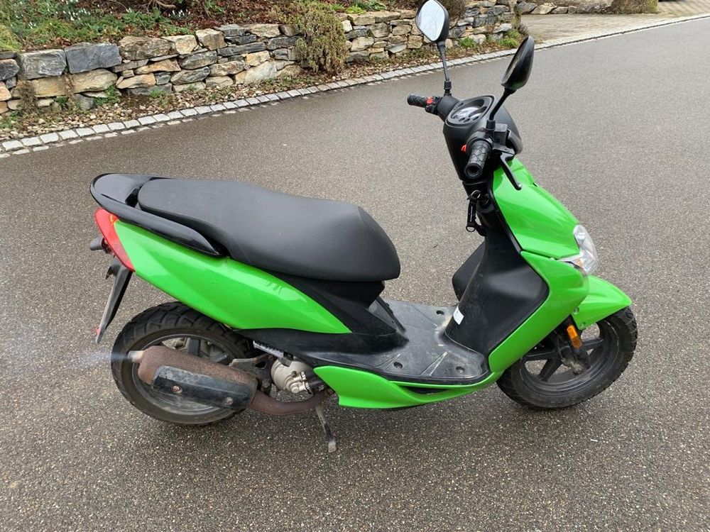 Roller Yamaha 50ccm (Defekt) in Illighausen für CHF 353 – nur Abholung ...