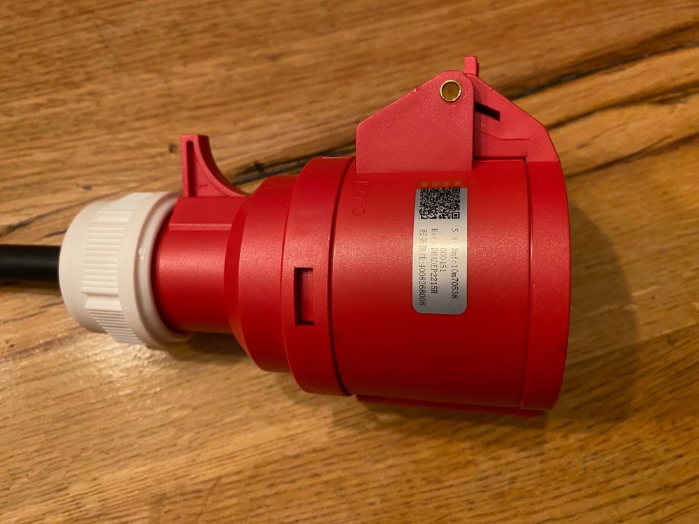 11KW 16A 3Phase mit Schweizer stecker (Neu und originalverpackt) in ...