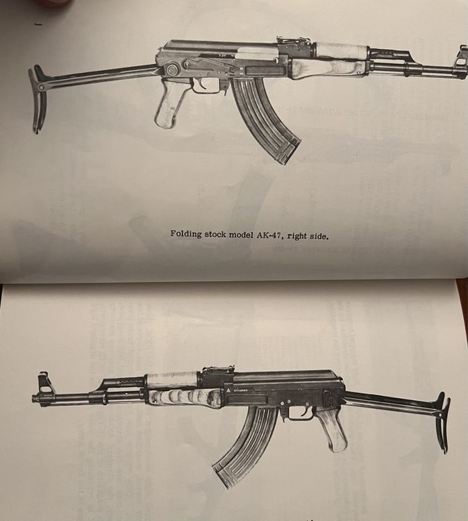 Livre buch book AK47 Assault Rifle (Gebraucht) in Nyon für CHF 11 – mit ...