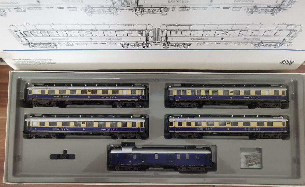 Märklin 4228 Rheingold Wagenset | Kaufen auf Ricardo