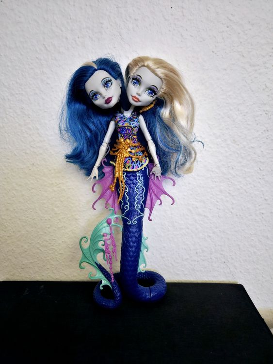 Poupée Monster High - Péri et Pearl Serpentine (Gebraucht) in Crissier ...