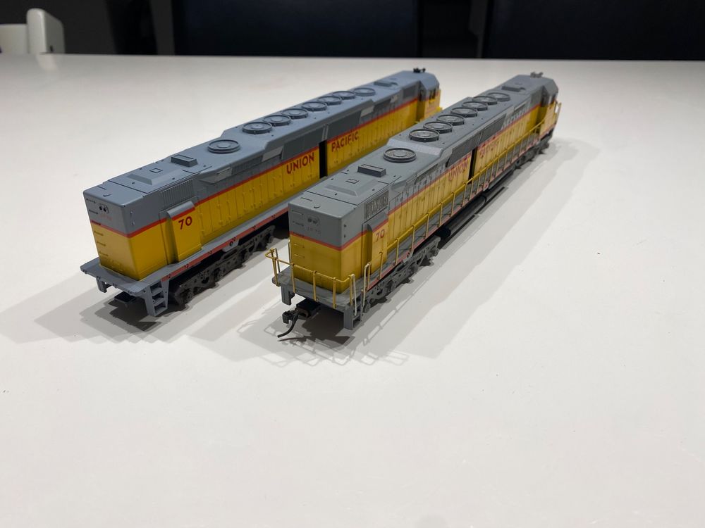Trains Athearn Union Pacific Diesel-Lokomotive DD-40 RTR (Gebraucht) in ...