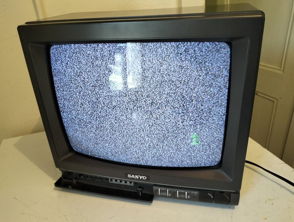TV Cathodique SANYO idéal pour la Nintendo Nes | Kaufen auf Ricardo