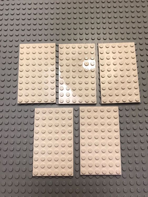 Lego Platten weiss 6x10 (Gebraucht) in Basel für CHF 5.3 – mit ...