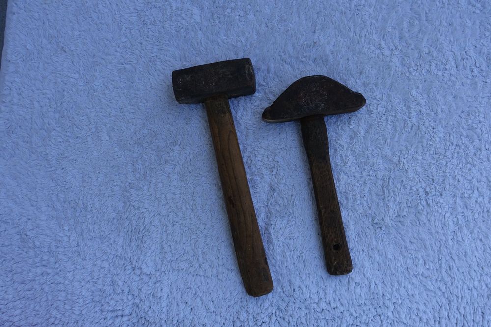 2 alte massive Hammer (Gebraucht) in Schwyz für CHF 20 – mit Lieferung ...