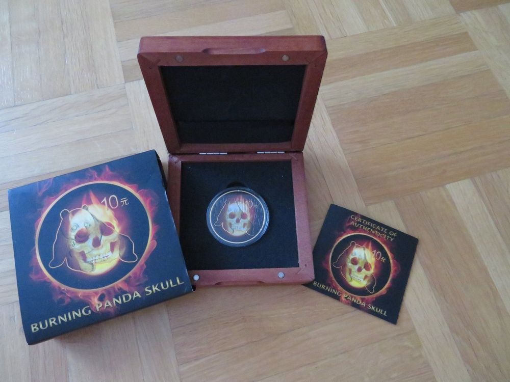 Burning Panda Skull Münze 10 Yuan China 2015 (Neu (gemäss Beschreibung ...