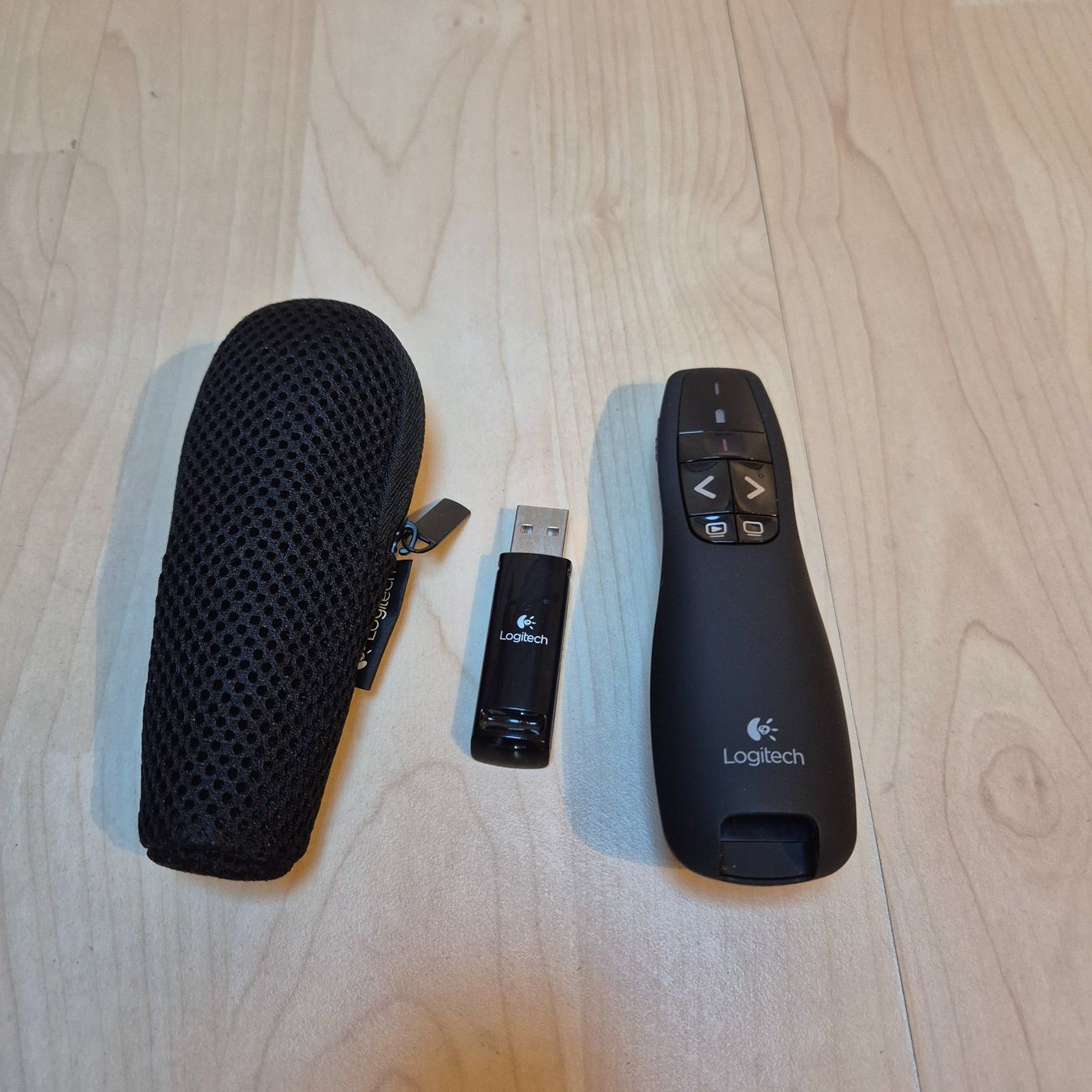 Logitech Presenter R400 - Top Zustand! Inkl. Etui! (Gebraucht) in ...