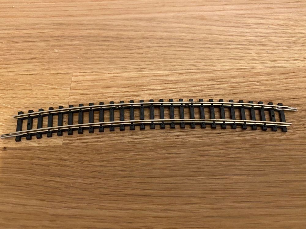 Minitrix 14928 Gleis gebogen R6 15° (Neu (gemäss Beschreibung)) in ...