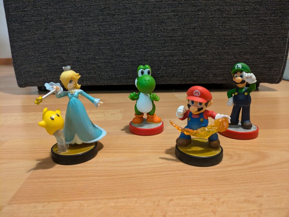 4er Set Amiibo Figuren: Mario, Luigi, Rosalina, Yoshi | Kaufen auf Ricardo