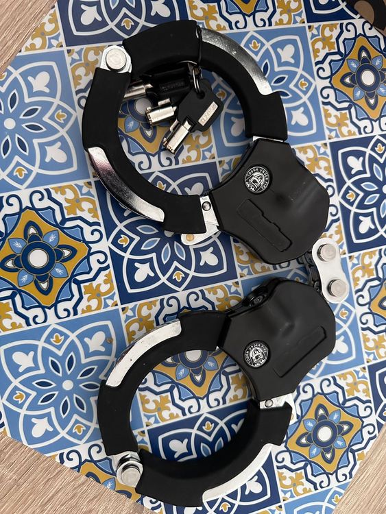 Master Lock Handschellenschloss Street Cuff | Kaufen auf Ricardo