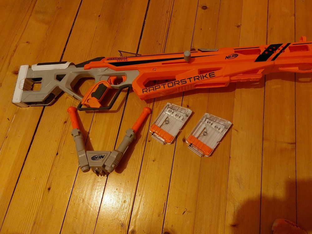 Nerf Raptorstrike mit Zubehör | Kaufen auf Ricardo