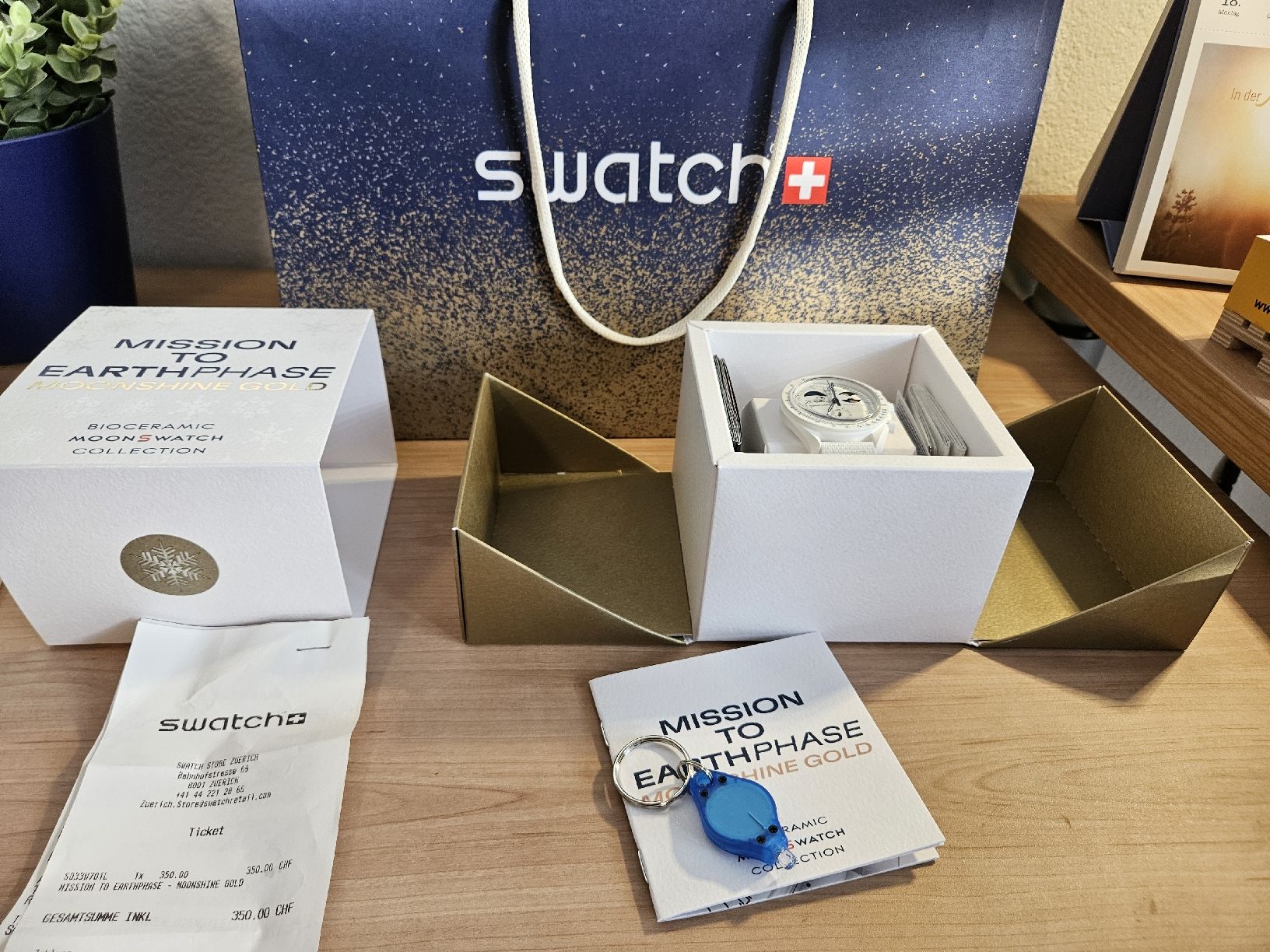 Swatch x Omega MoonSwatch Mission to Earthphase Fullset (Neu (gemäss ...