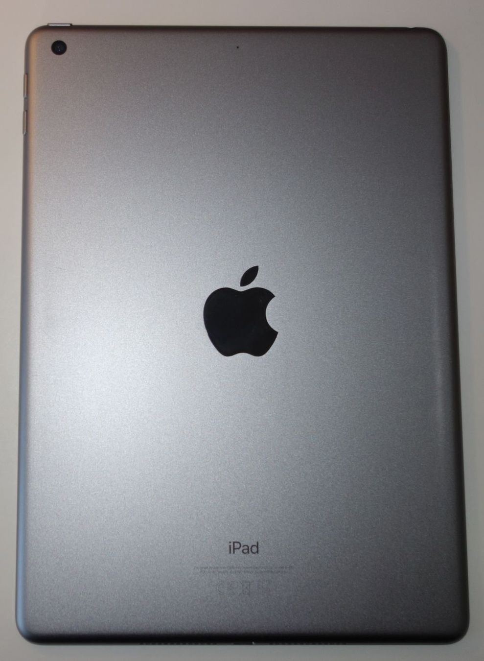 Apple iPad - 6. Generation (32GB, WiFi, Space Gray) (Gebraucht) in ...